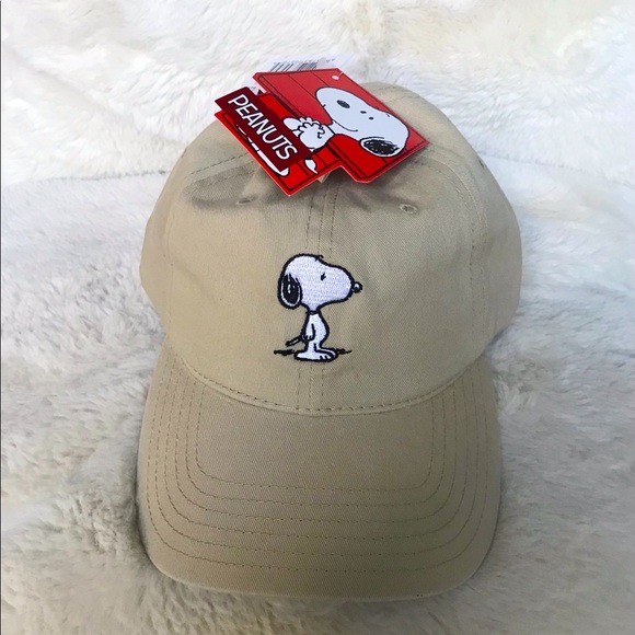 Peanuts | Accessories | Nwt Peanuts Snoopy Tan Baseball Hat Perfect ...